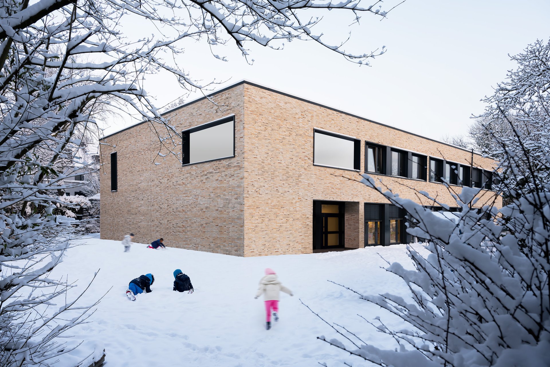 NOW, NEAR, NEXT, Modular construction of educational buildings